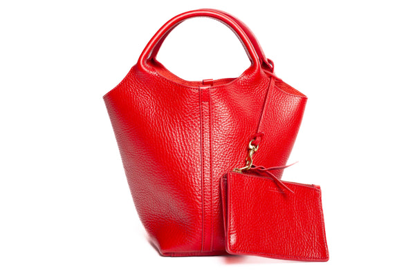 The One-Piece Bag: Women's Leather Handbag