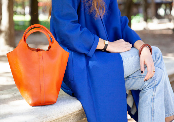 The One-Piece Bag: Women's Leather Handbag