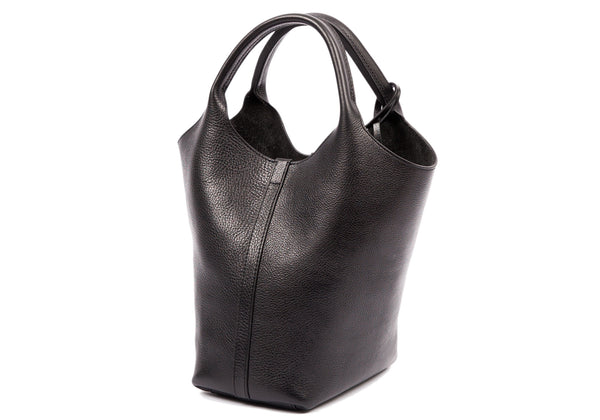 The One-Piece Bag: Women's Leather Handbag