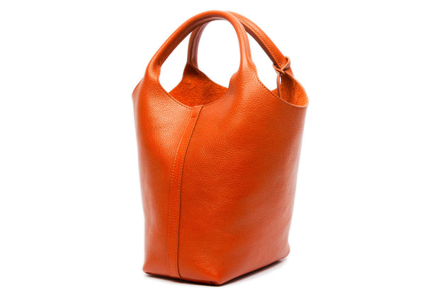 The One-Piece Bag: Women's Leather Handbag